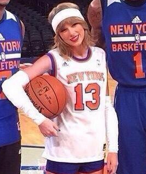 Taylor Swift Gets The VIP Treatment At NY Knicks Practice -- See The ...