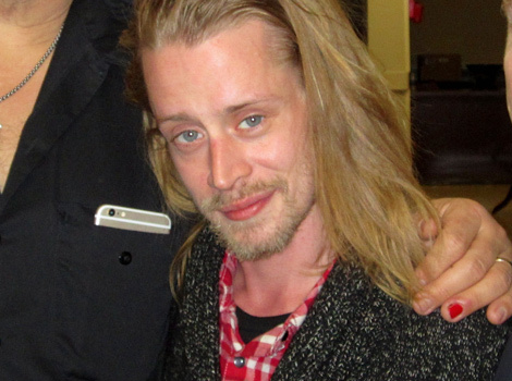 Macaulay Culkin Resurfaces After 25th Anniversary of "Home Alone ...