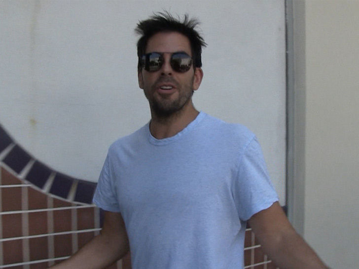 Eli Roth Says Thanks for the Controversy Over 'Death Wish', Everyone's ...